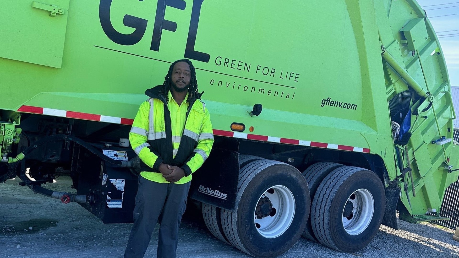 Driver Damian Hill lends a helping hand - GFL Environmental Inc.